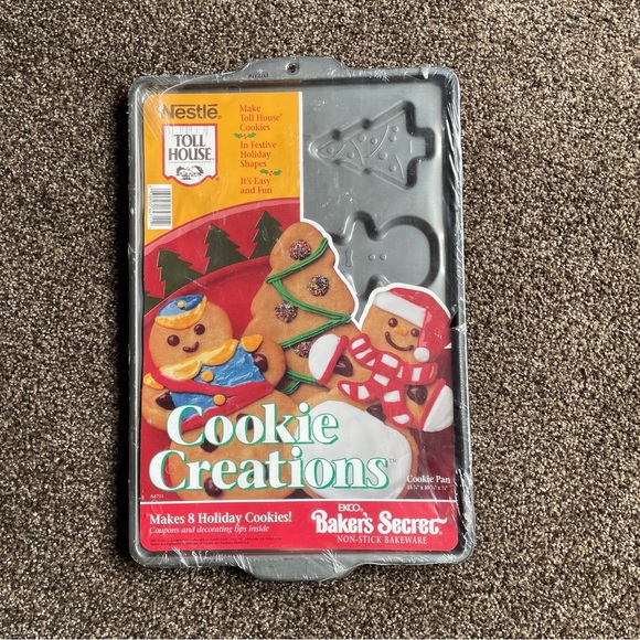nestle toll house | Kitchen | Nestle Toll House Creations Nonstick ...